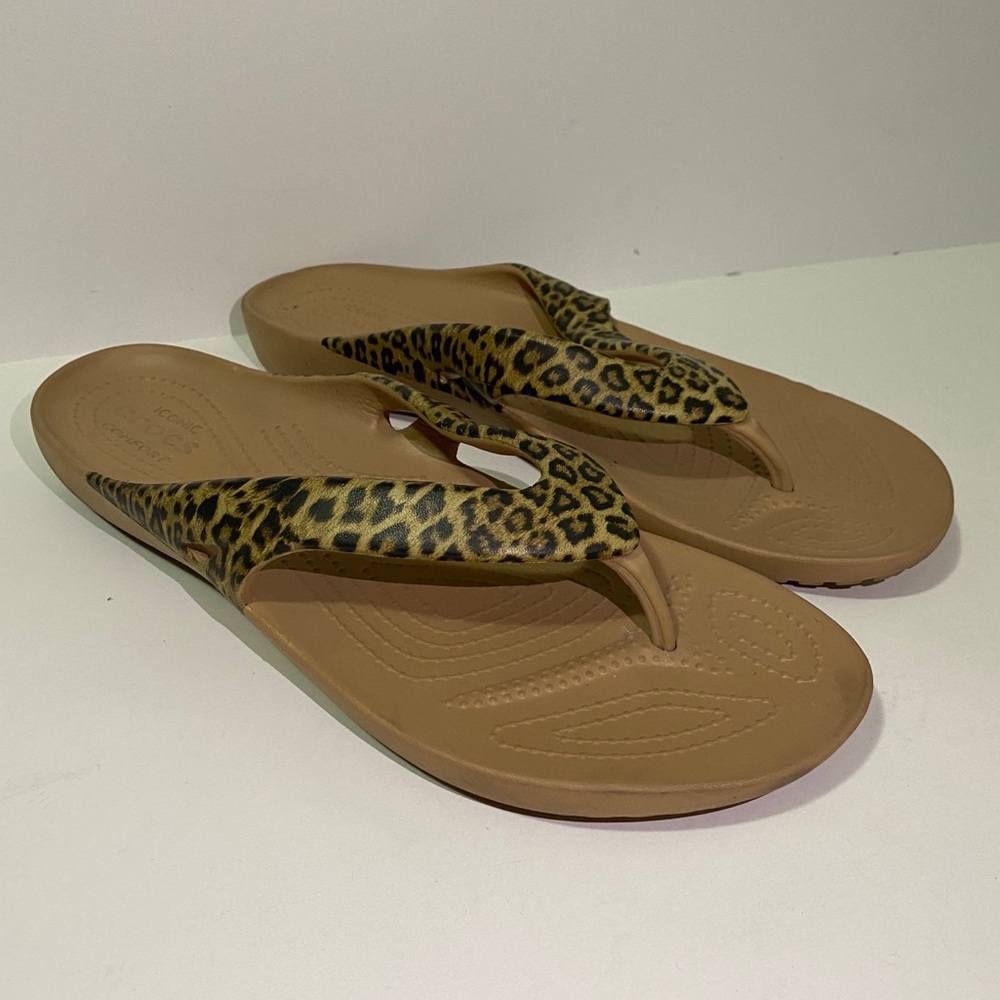 Crocs Animal Print Thong Sandals Leopard Cheetah - Gem
